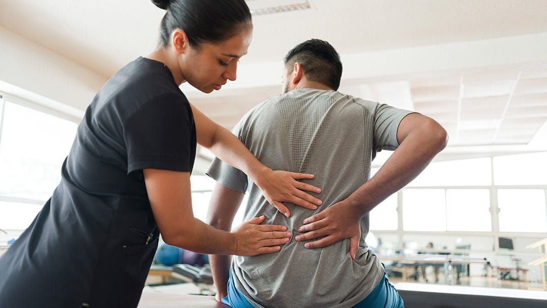 Low Back Pain vs. Sciatica: What’s the Difference? | University Hospitals